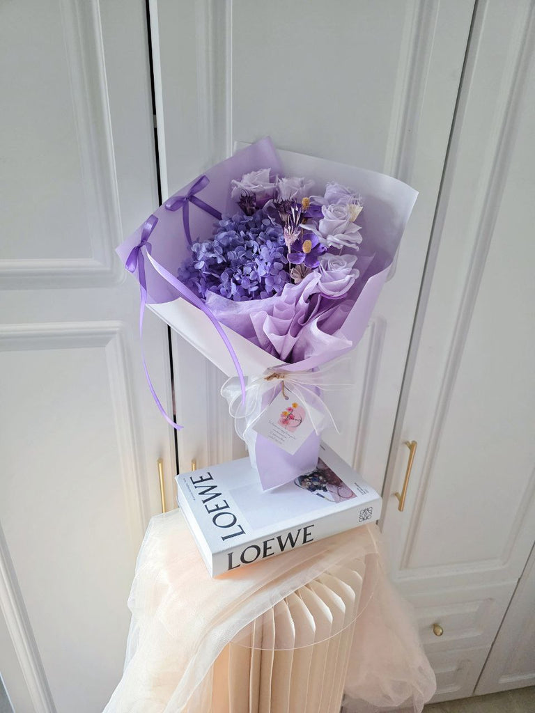 Odette - Valentine's Day Flowers & Gifts 2026 | Giftr - Singapore's ...