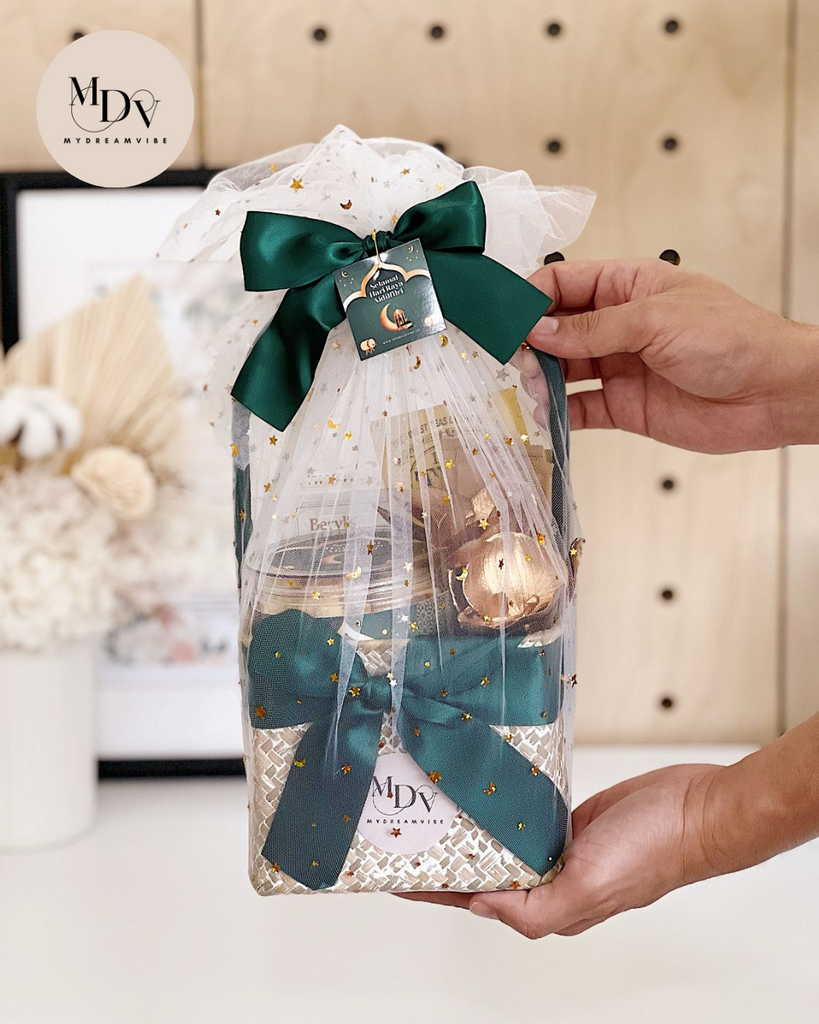 RAYA DELIGHTS Mini Basket Hamper | Giftr - Singapore's Leading Online ...