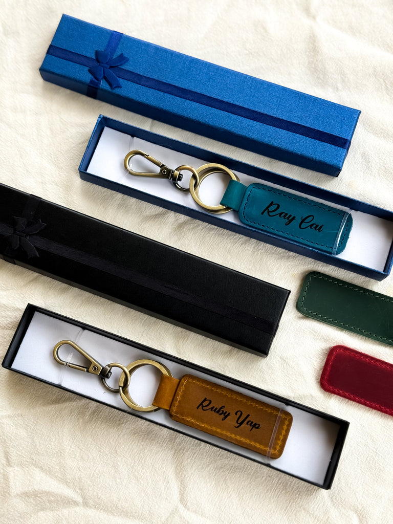 Elegance In Leather | Customizable Leather Keychain Gift Box (Islandwi ...